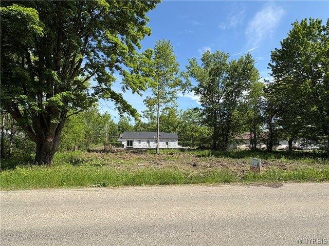 670 Eisenhower Ave, Angola, NY 14006