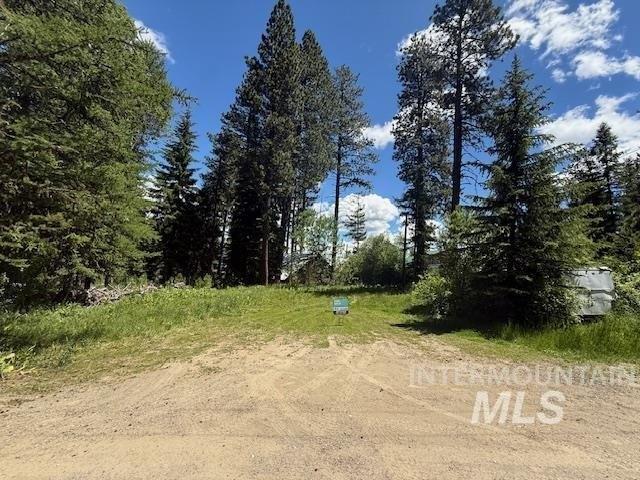 670 Joes Rd, Cascade, ID 83611
