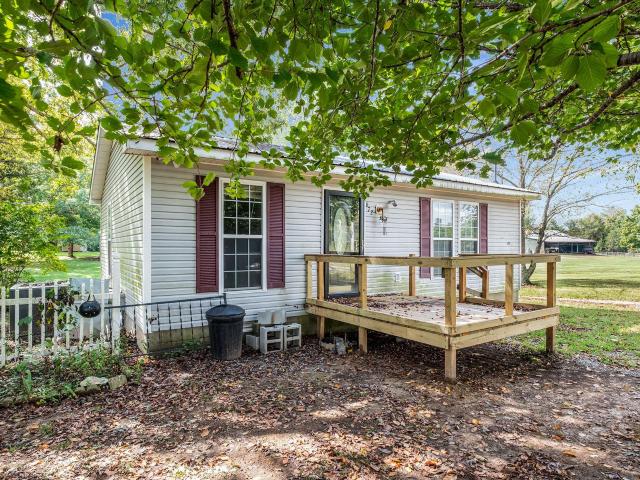670 Old McMinnville Hwy, Manchester, TN 37355 | Compass