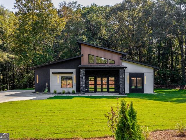 670 Loganville Highway