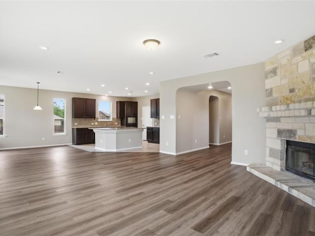 670 Landon Samuel Loop