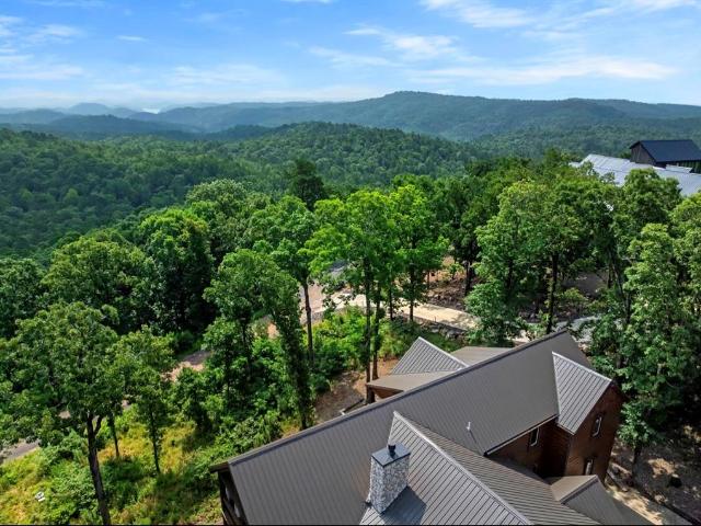 670 moonshiner springs trail