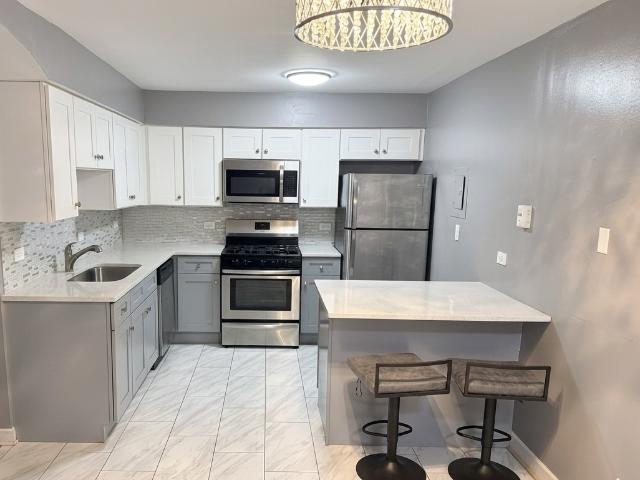 670 Marilyn Avenue # 203
