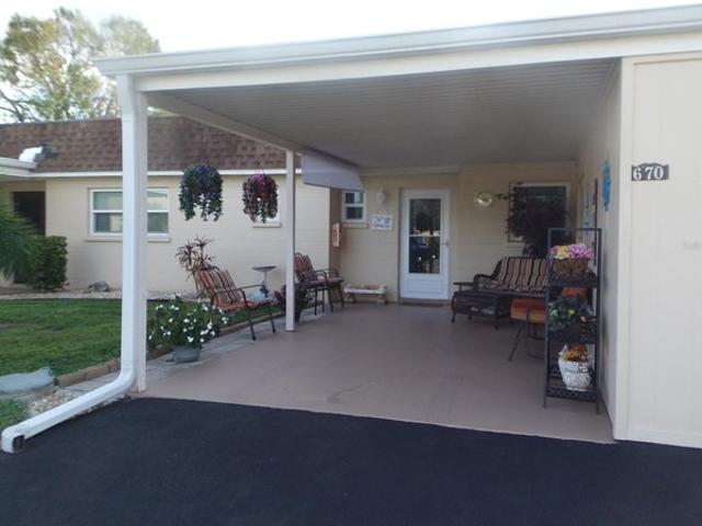 670 Park Cir, Bradenton, FL 34207