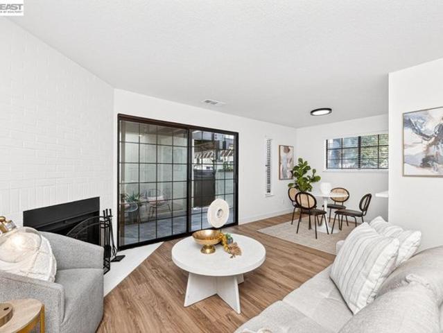 670 Peters Ave, Pleasanton, CA 94566