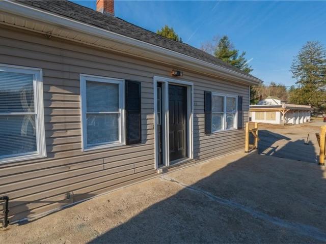 670 Putnam Pike