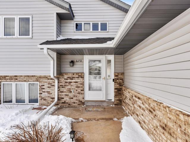 670 W 11th Street