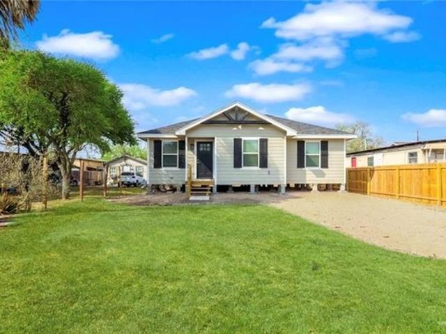 670 W Durham Ave, Raymondville, TX 78580