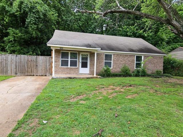 670 Whiterock Ave, Memphis, TN 38109