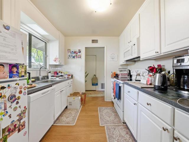 670 Tempe Ct