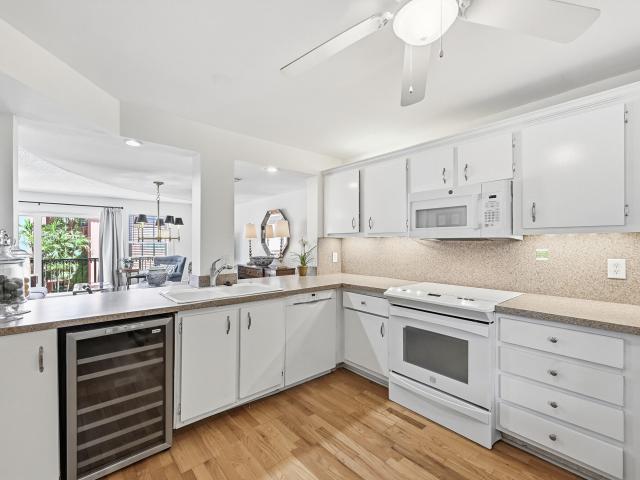 670 Tennis Club Dr, Unit 303, Fort Lauderdale, FL 33311 | MLS #B26020