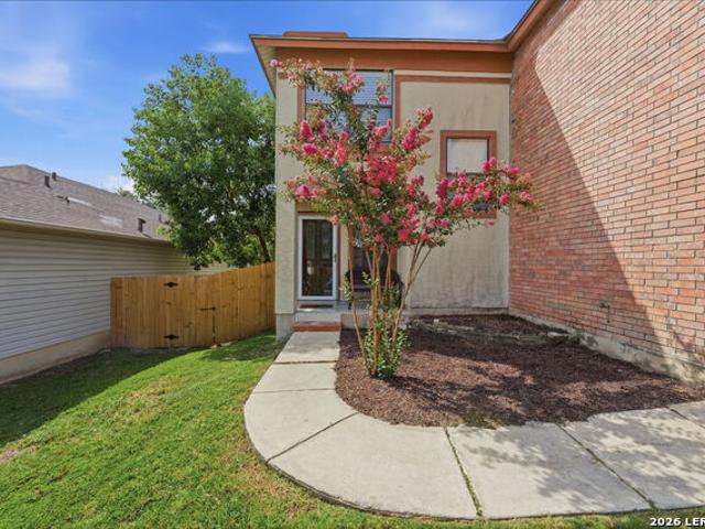 6714 Mesa Glade