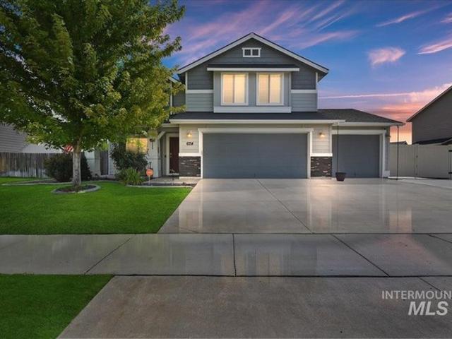 6714 E Harrington Dr, Nampa, ID 83646
