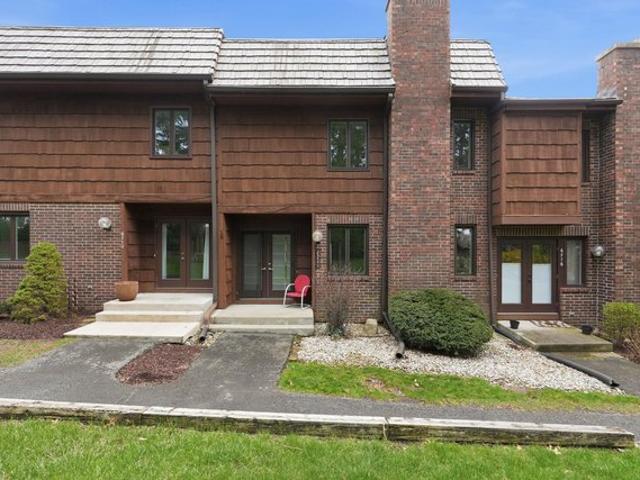 6714 Quail Ridge Ln, Fort Wayne, IN 46804