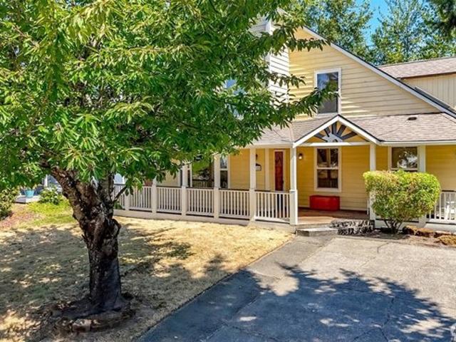 6715 24th St NE, Tacoma, WA 98422