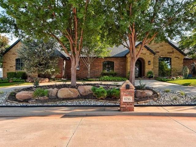 6716 Oak View Rd, Edmond, OK 73025
