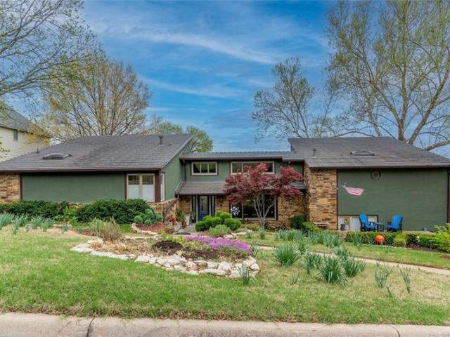 6716 E 65th St, Tulsa, OK 74133