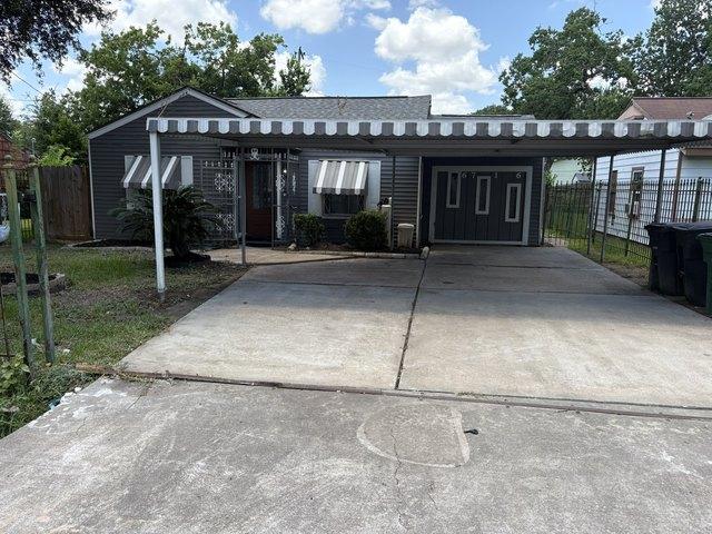 6716 Saint Augustine St, Houston, TX 77021