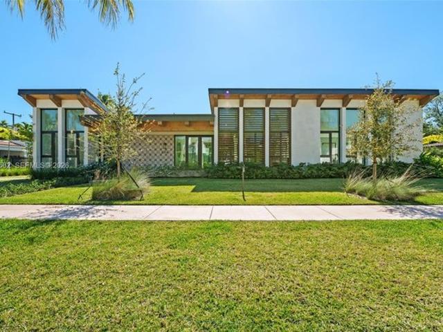 6716 San Vicente St, Coral Gables, FL 33146