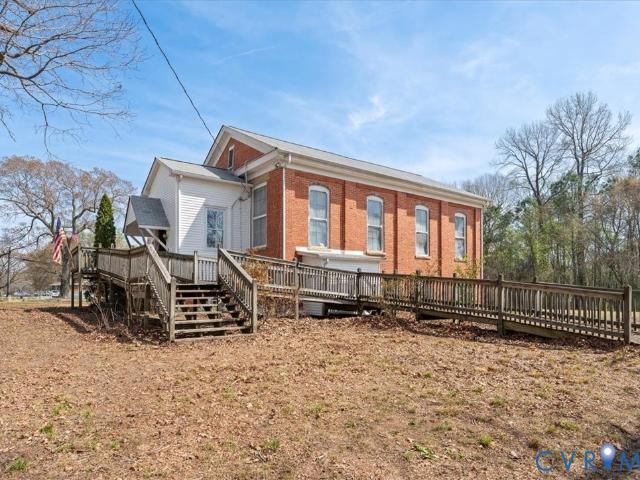 6717 Middle Road
