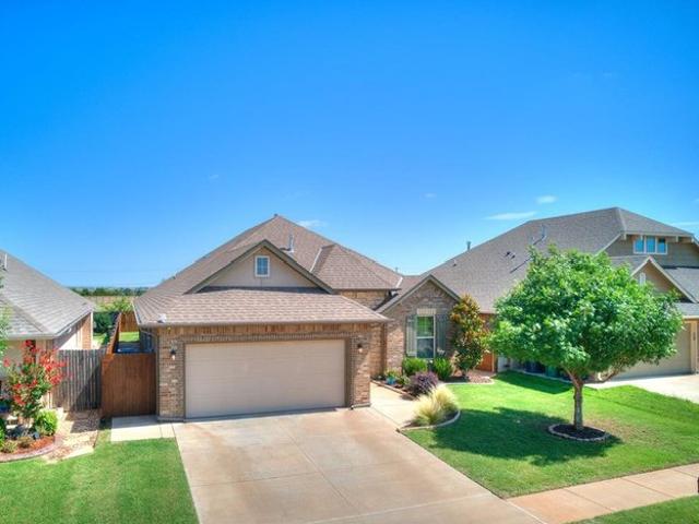 6717 NW 149th St, Oklahoma City, OK 73142