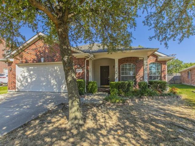 6717 Dream Dust Dr, North Richland Hills, TX 76180