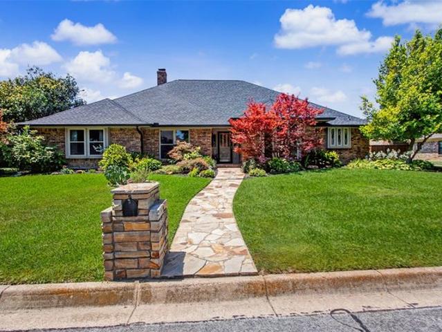 6717 River Bend Rd, Fort Worth, TX 76132