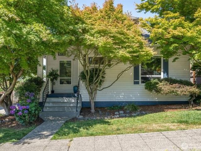 6717 26th Ave NW, Seattle, WA 98117
