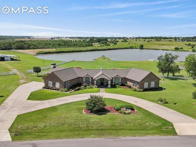 6718 Eastview Dr, Sachse, TX