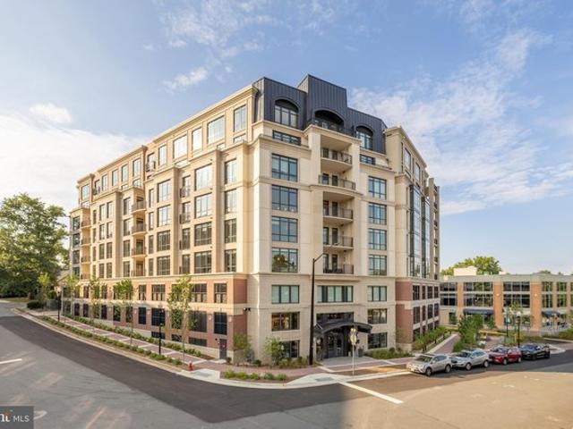 6718 Lowell Ave Unit 506, McLean, VA 22101