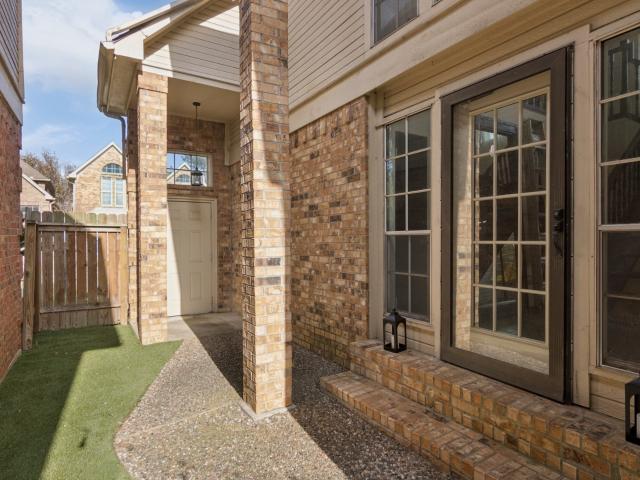 6718 Queensclub Drive