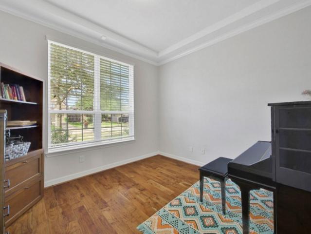 6718 Sotoria Lane