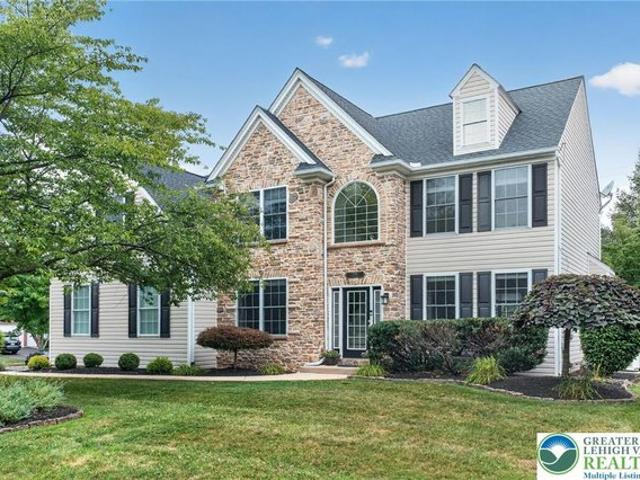 6719 Mink Rd, Lower Macungie Township, PA 18062