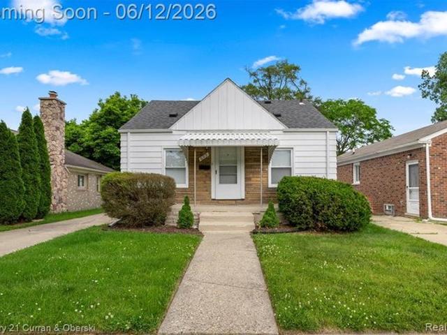 6719 Parkland St, Dearborn Heights, MI 48127
