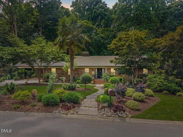 6719 Valley Lake Dr, Raleigh, NC 27612