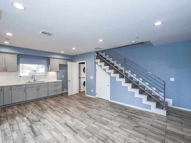 6719 1/2 Vineland Ave, North Hollywood, CA 91606 | MLS #SR26070
