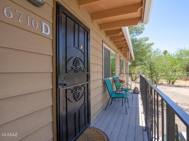 6710 E Calle La Paz Unit D, Tucson, AZ 85715