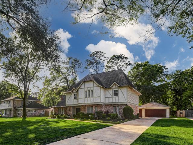 6710 Falling Waters Dr, Spring, TX 77379 | MLS #42289 | Compass