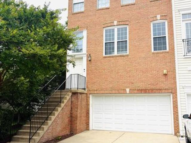 6710 Percethony Ct, Alexandria, VA 22315