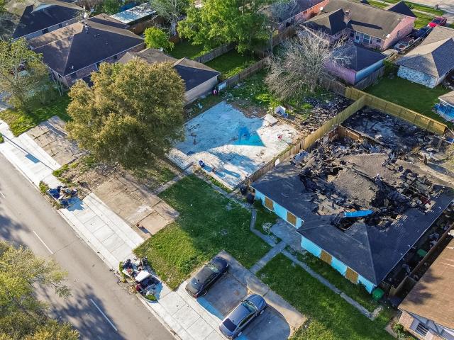 6710 W Fuqua Drive
