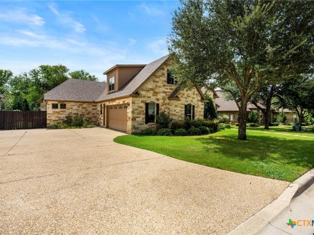 6711 Naples Drive