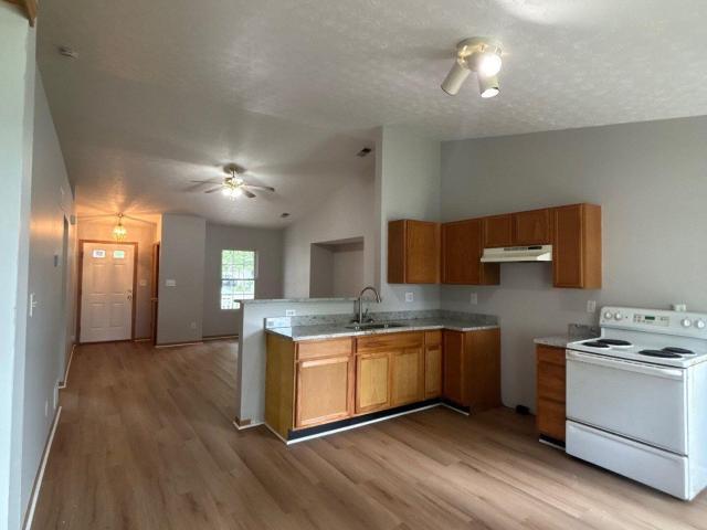 6711 Hunters Creek Blvd