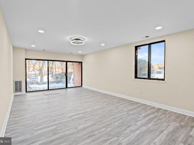 6711 Park Heights Ave Apt L9, Baltimore, MD 21215