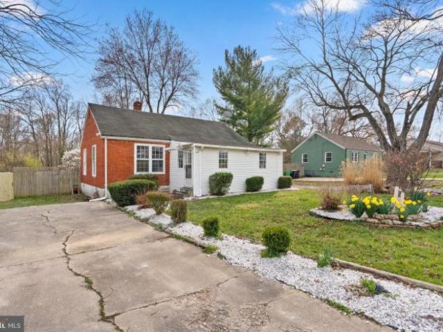 6711 Surratts Rd, Clinton, MD 20735