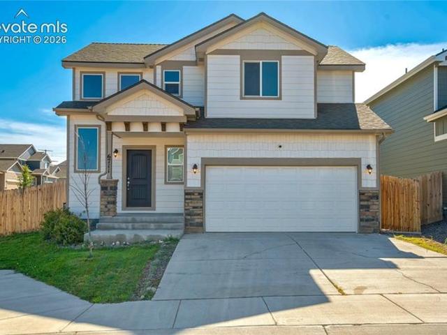 6711 Skuna Dr, Colorado Springs, CO 80925