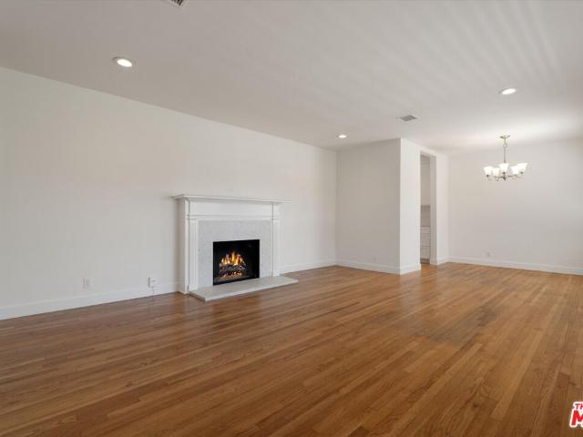 6711 W 87th Pl, Los Angeles, CA 90045 | MLS #26660 | Compass