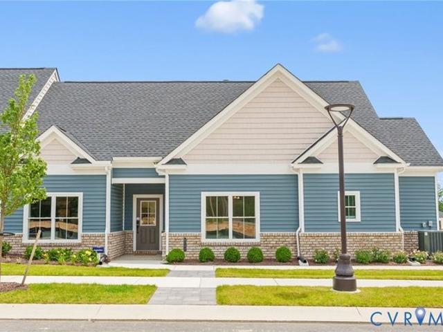 6712 Mayland Ridge Ln, Moseley, VA 23120