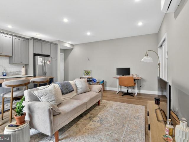 6712 Ridge Avenue # 203