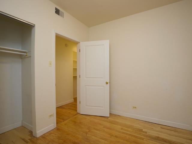 6713 N Sheridan Rd, Unit 2N, Chicago, IL 60626 | MLS #12578