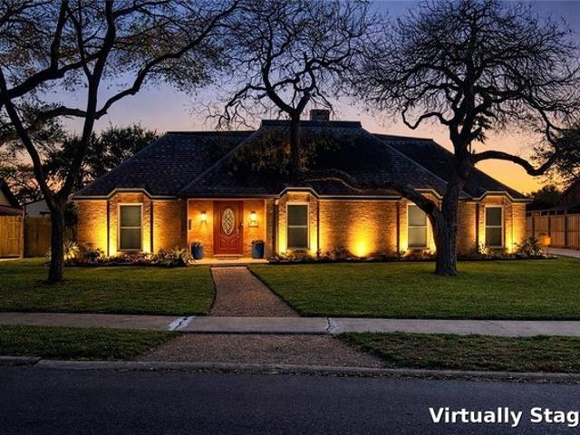 6713 Pharaoh Dr, Corpus Christi, TX 78412